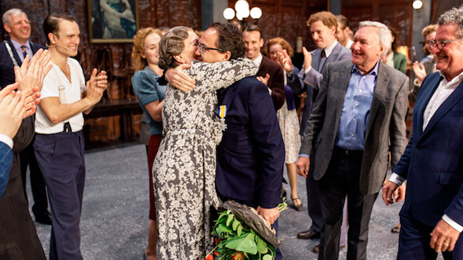 Koninklijke onderscheiding producent Fred Boot bij 8-jarig jubileum ...